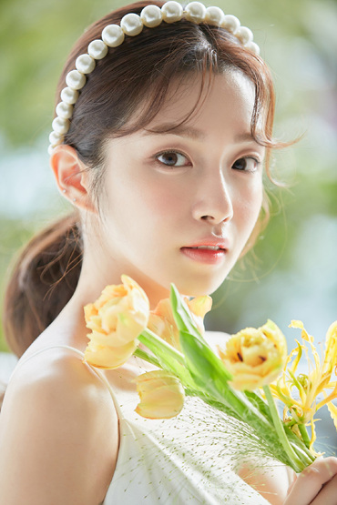 아이웨딩 > 콘텐츠 > 사진 > 연예인만 찍는다는 얼빡샷! 우리도 웨딩촬영 때 인생 클로즈업씬을 남겨보쟈:)